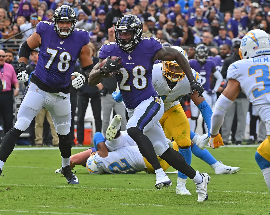 NFL Player Motivated to Create Opportunities for Youth - Syracuse ...