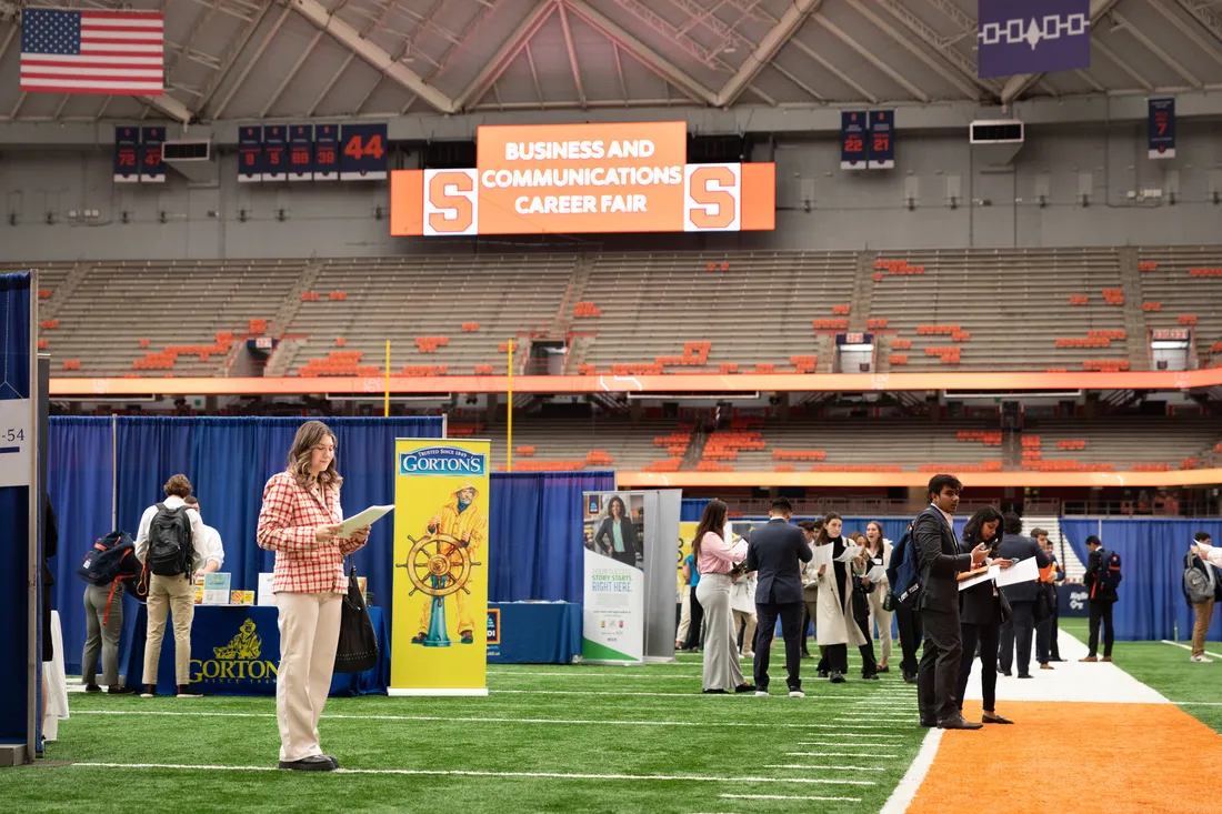 Alumni Network Strengthens Career Opportunities for Students - Syracuse ...