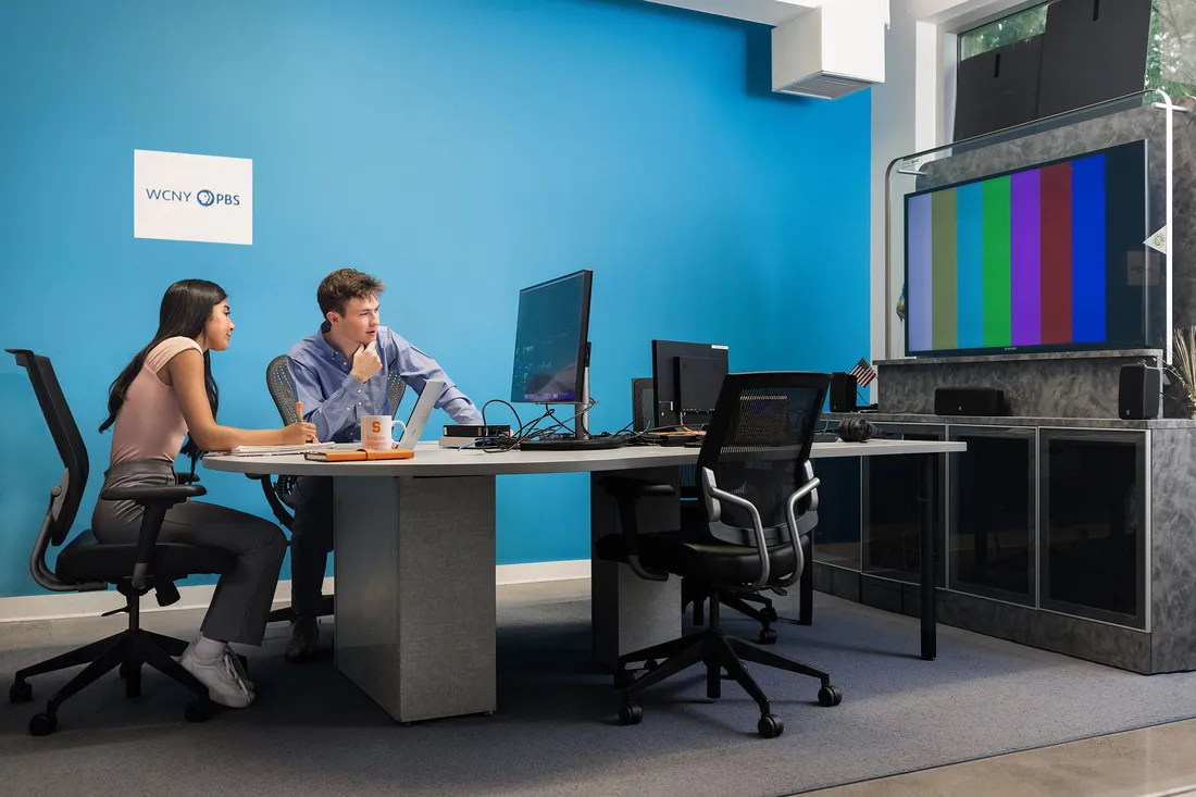 Internships Foster Confidence, Creativity and Career Growth - Syracuse ...