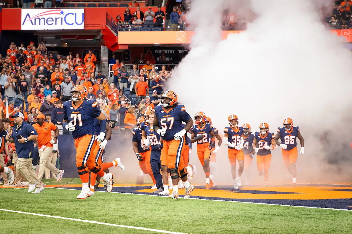 10 Reasons To Love Syracuse Football - Syracuse University