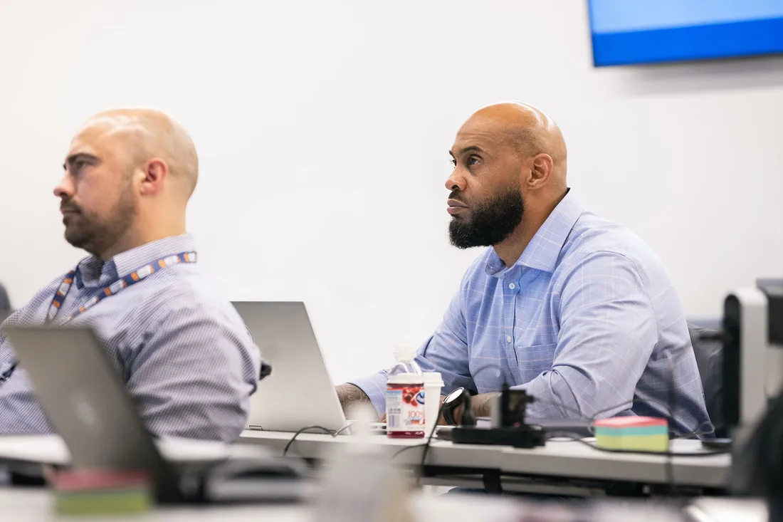 From Service to Entrepreneurial Success - Syracuse University